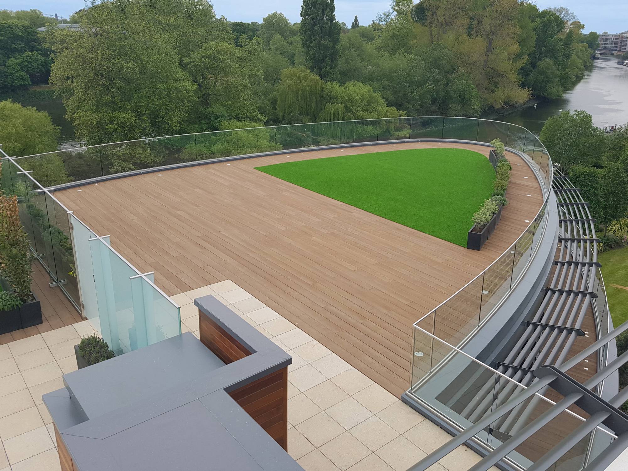 Composite decking | Residential | London | The Outdoor Deck Company Ltd ...