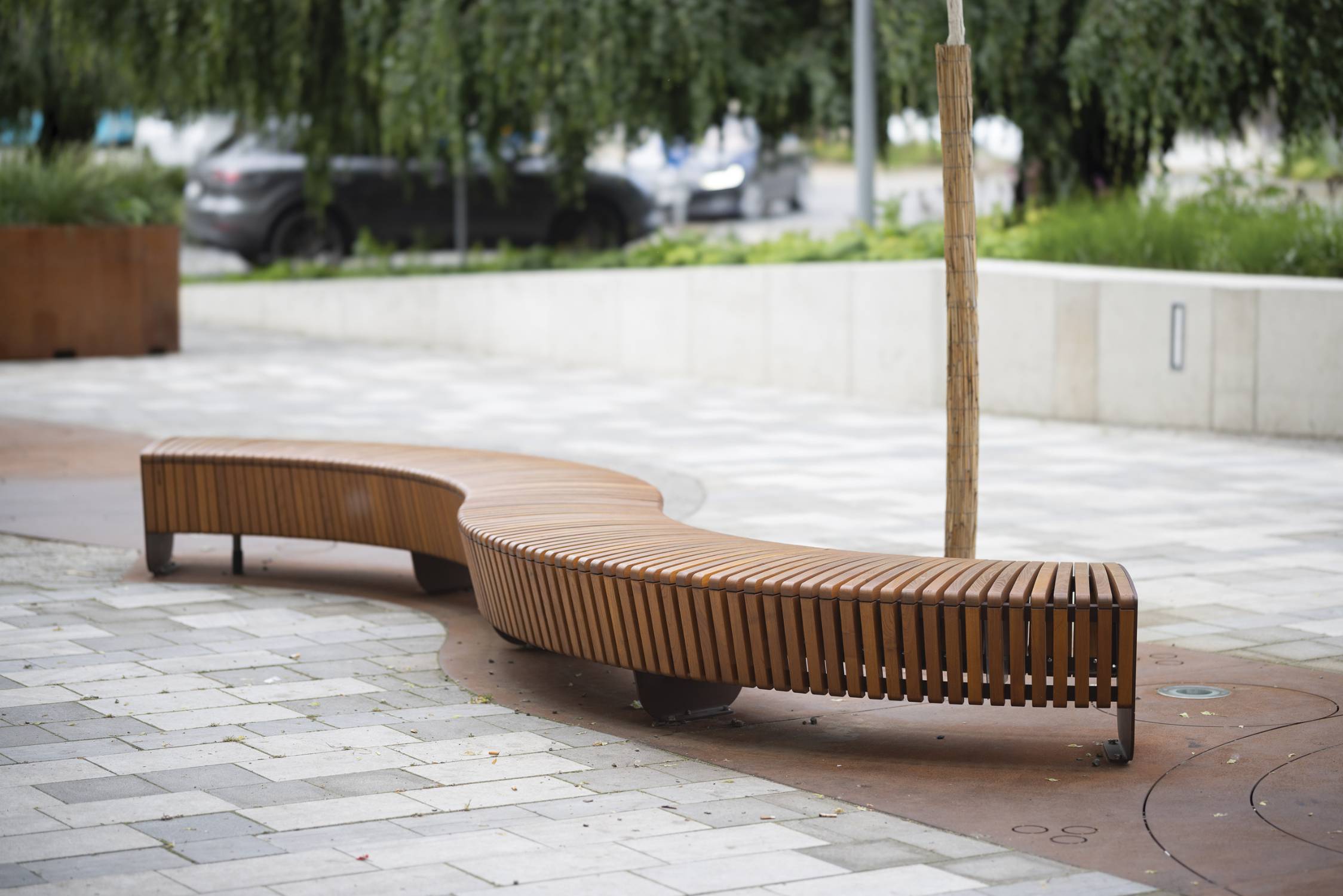 Landscape Compact Bench - Outdoor Seating/ Benches | MMCITE UK Ltd ...