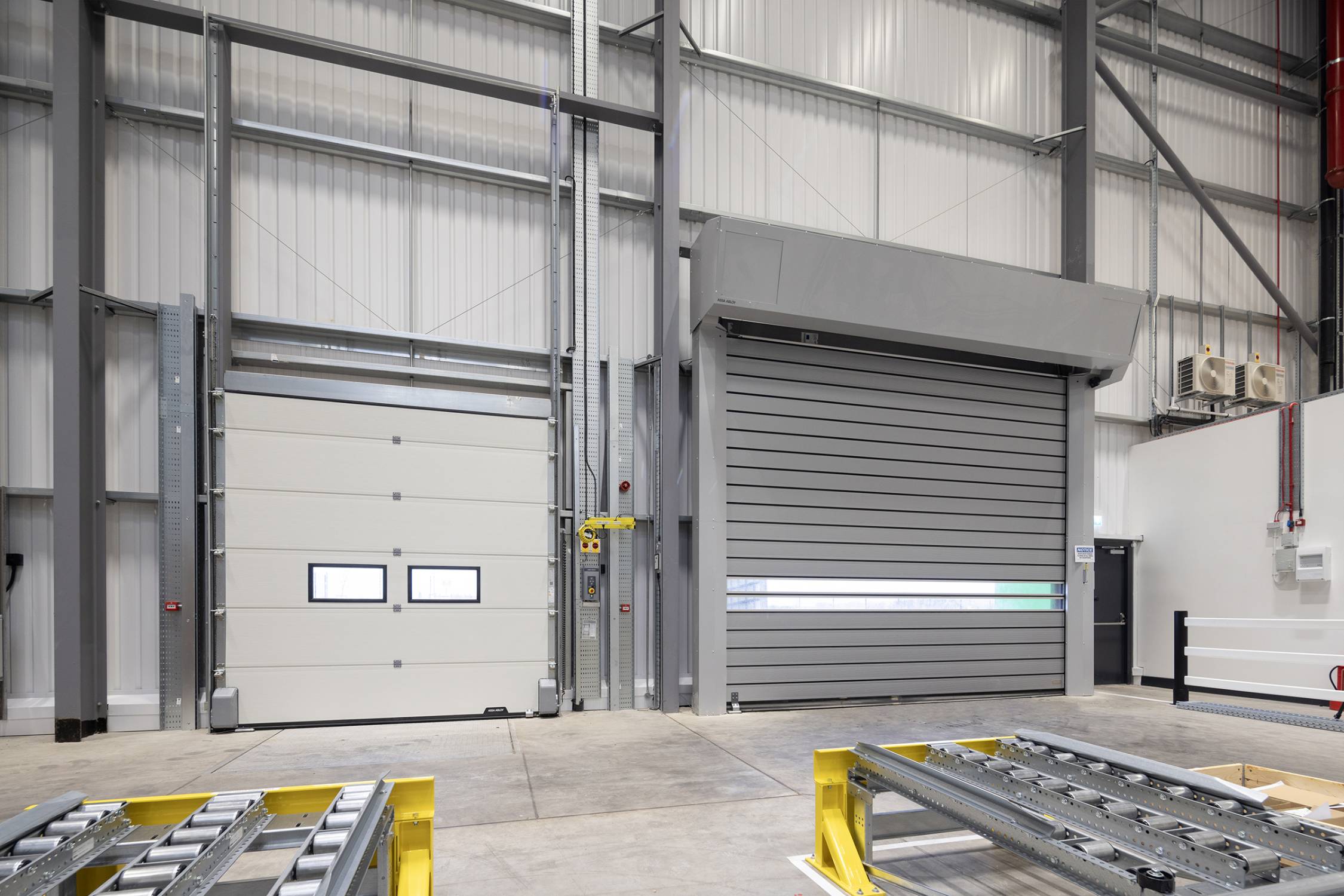 ASSA ABLOY delivers entrance and loading bay systems for Schneider ...
