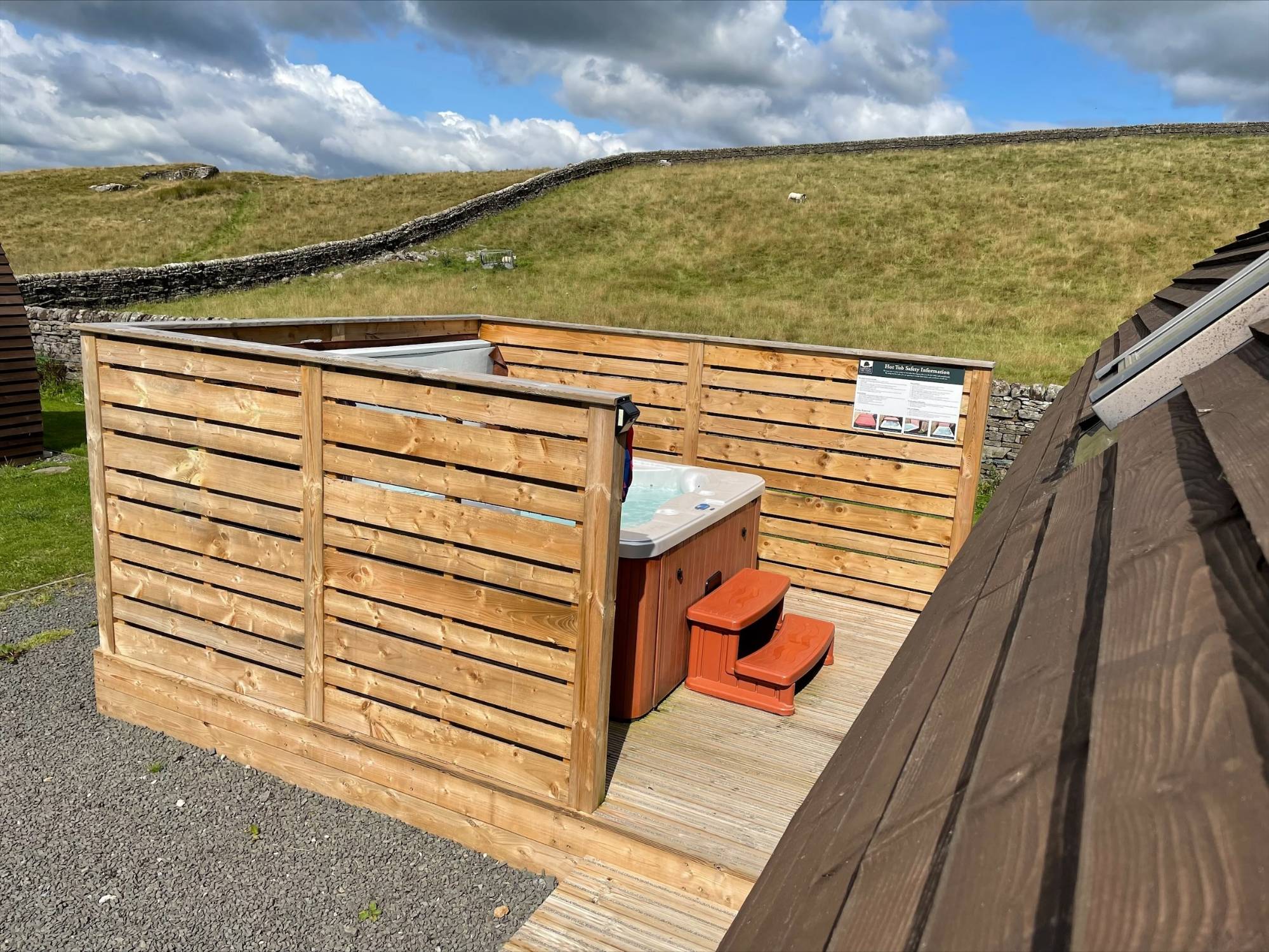 Herding Hill Farm | Hot Tub Decking Case Study | Gripsure (UK) Ltd ...