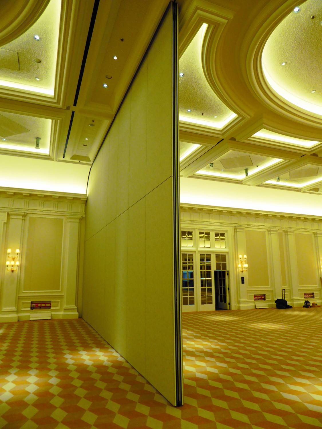 Dorma Variflex Semi Automatic Acoustic Moveable Wall - London, the Old ...