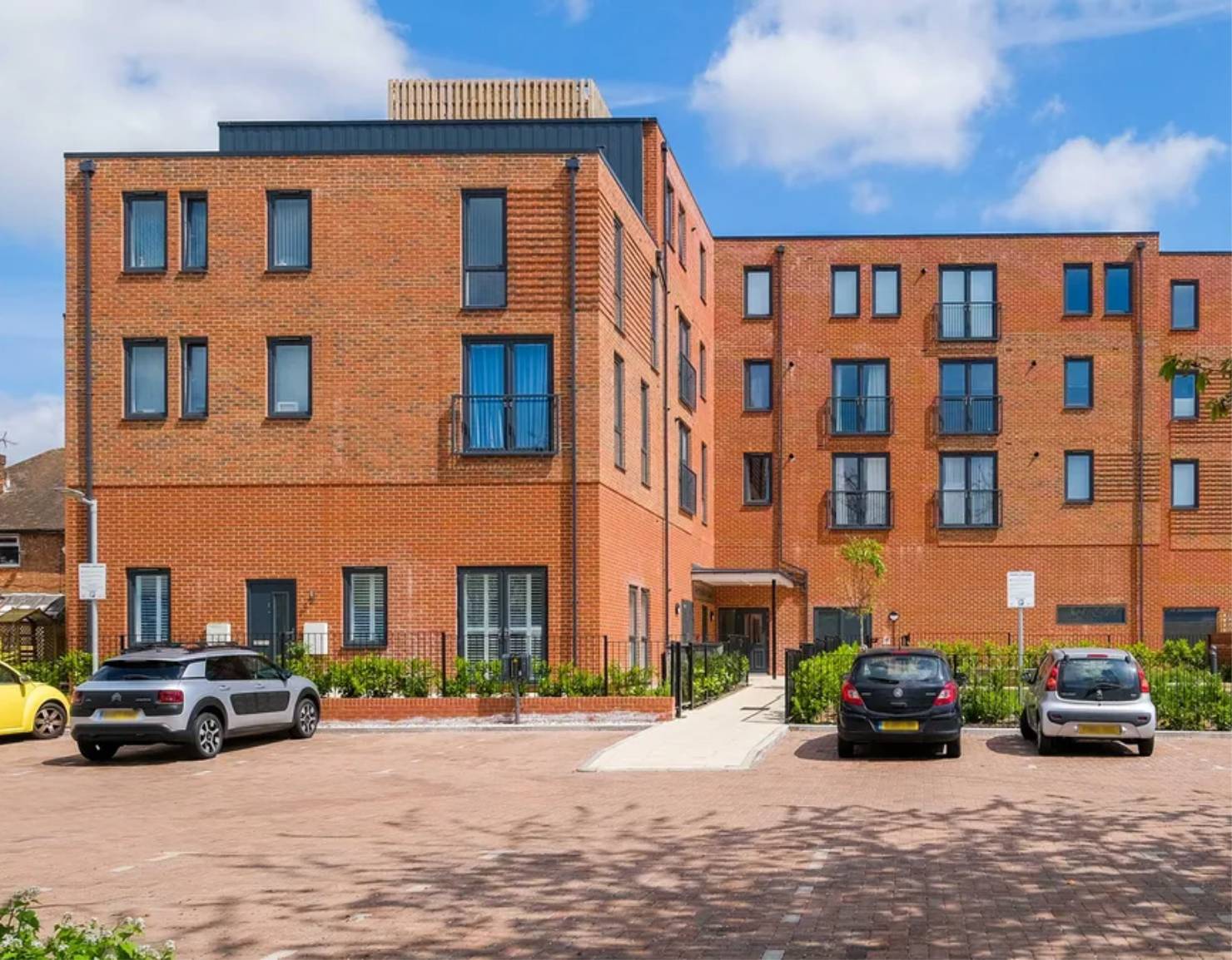 Pembroke House, Camberley | NBS Source