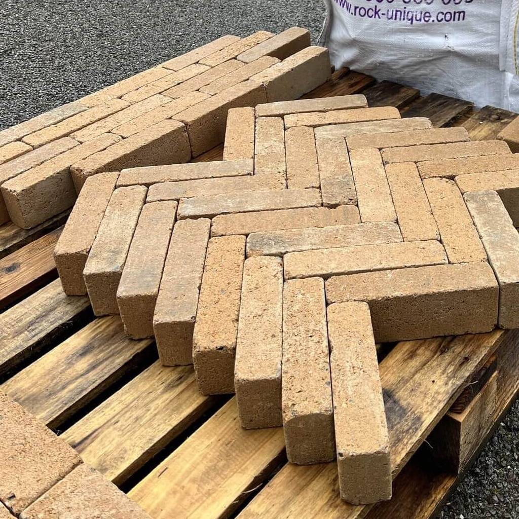 MBI Actionline Concrete Pavers - Concrete Pavers | Rock Unique | NBS Source