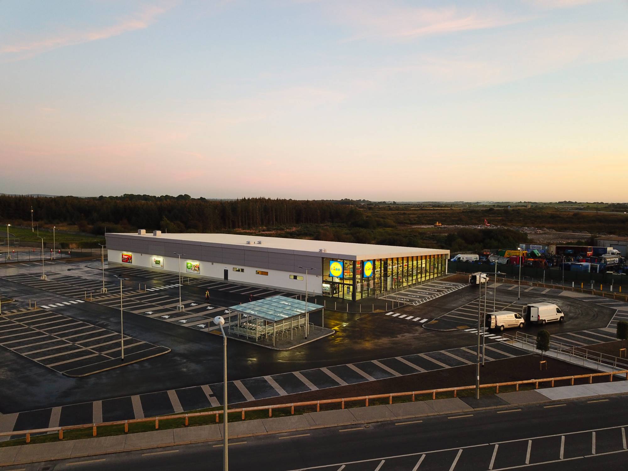 Lidl Tuam | SMET Bauprotec Render System | McCallion Group | SMET ...