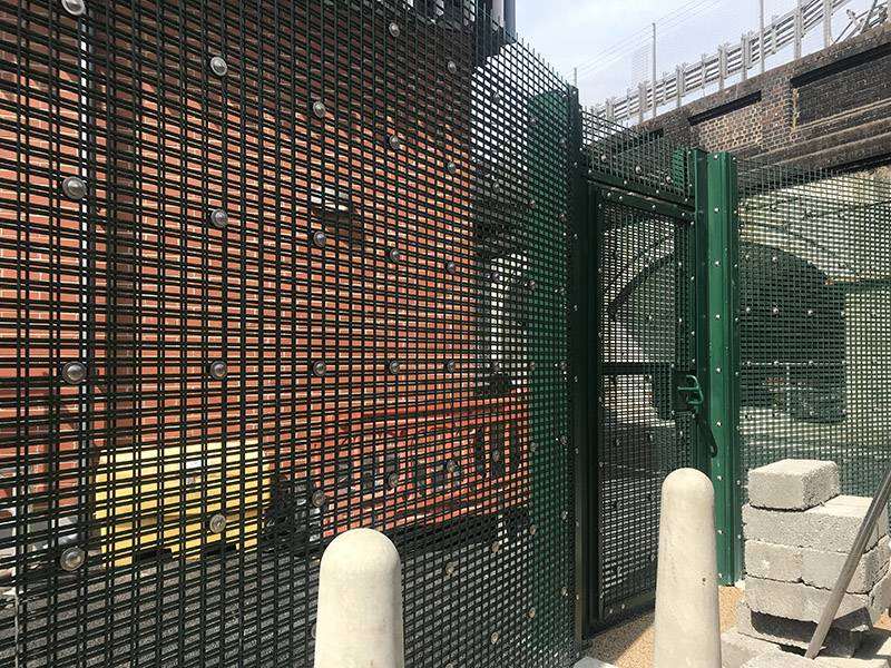 UHS Extreme Mesh SR3 - LPS 1175 certified mesh security fencing ...