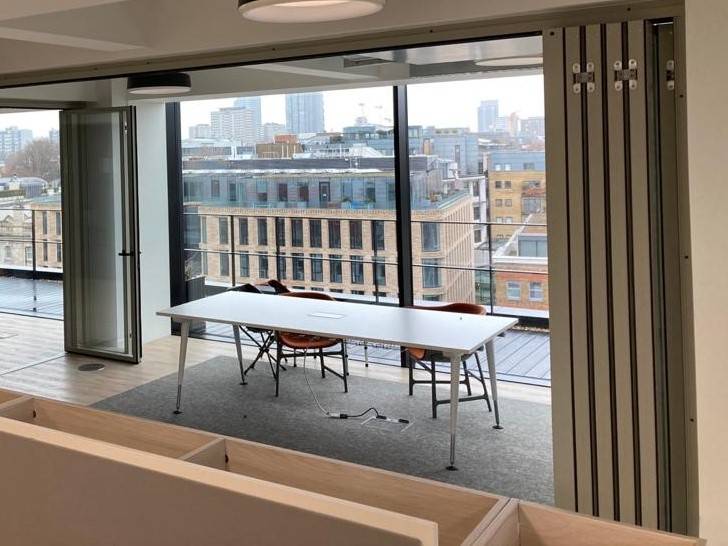 Milberg London Flush Glazed MG500 | ModernGlide Ltd | NBS Source