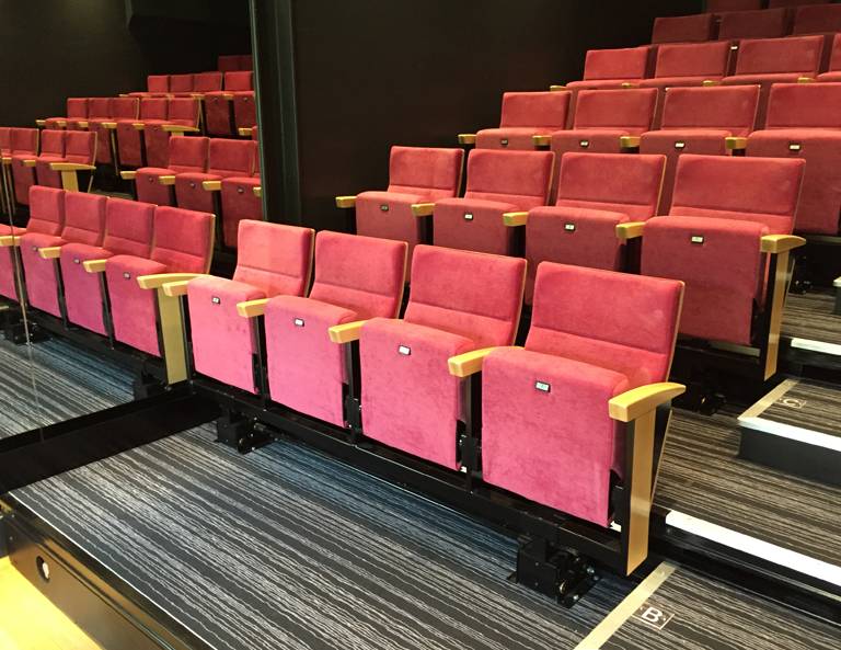 Strode Theatre - Retractable Auditorium Seating | Audience Systems Ltd ...
