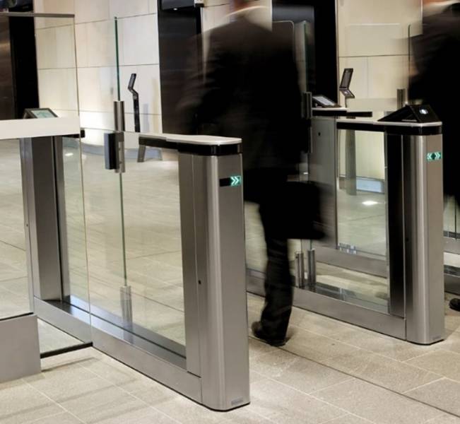 SpeedStile FL Speed Gate Turnstile | Gunnebo UK Ltd | NBS Source