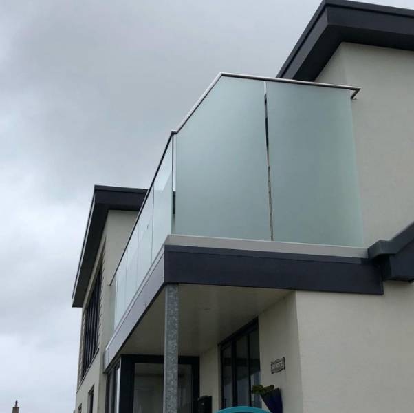 POSIglaze Privacy Glass Balcony Installation | Pure Vista Ltd | NBS Source