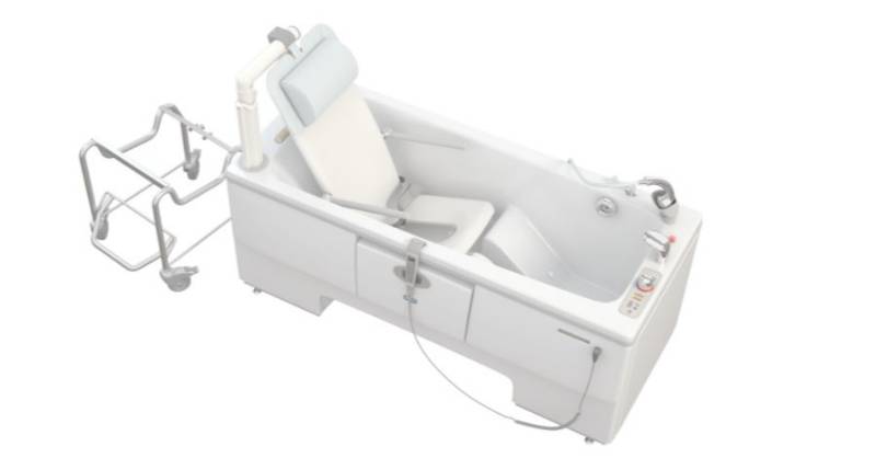 Sovereign® Bath | Arjo UK Ltd | NBS Source