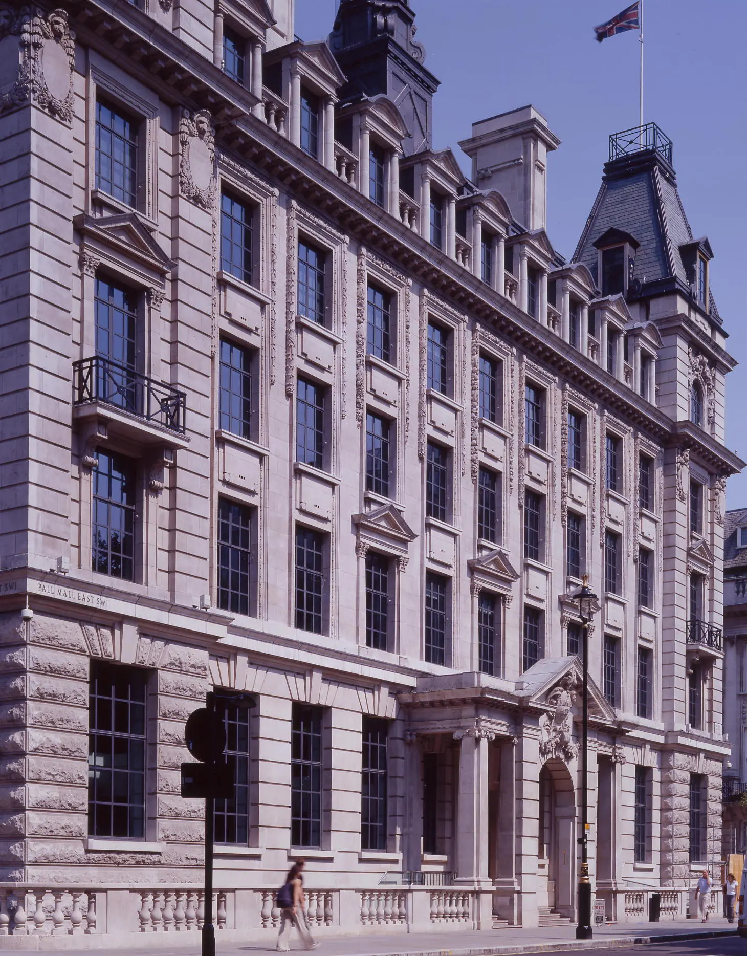 Novastruct Kinnaird House | London | Novastruct UK formerly Kawneer UK ...
