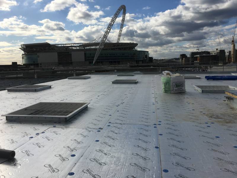 Costco Wembley store insulated with easy-handling Eurothane® Eurodeck ...