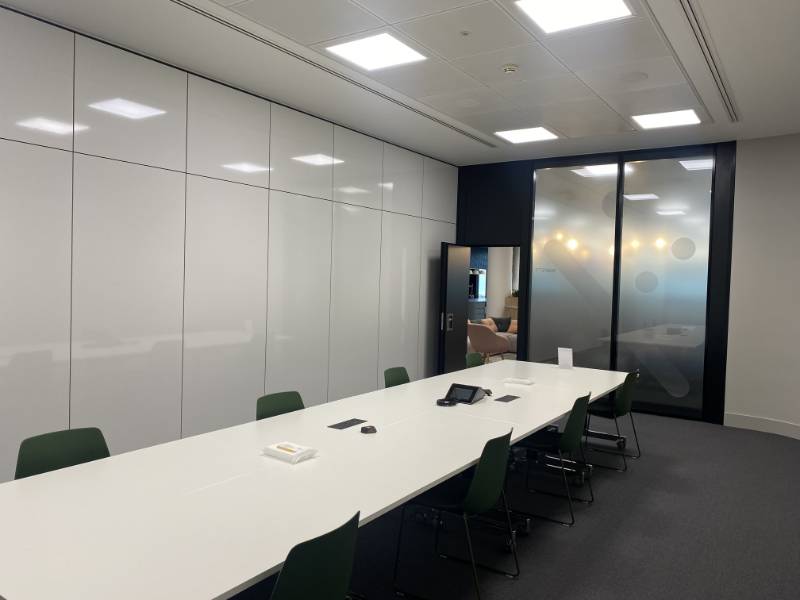 Dorma Variflex Semi Automatic Acoustic moveable - Citrix Offices ...