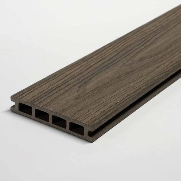 Whiteriver Ultrashield Essentials Composite Decking - Composite Decking ...