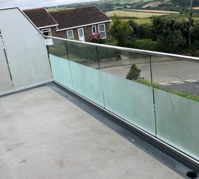 POSIglaze Privacy Glass Balcony Installation | Pure Vista Ltd | NBS Source